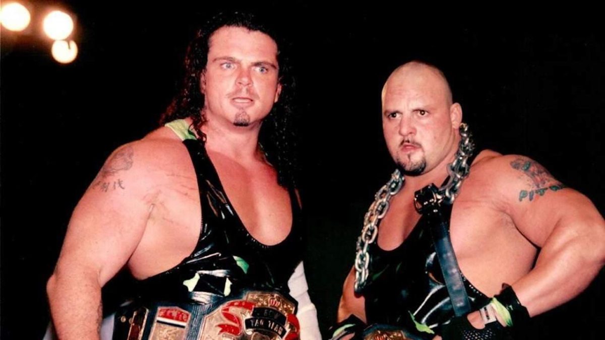 The Pitbull's Mad Dogs of War - ProWrestlingPost.com